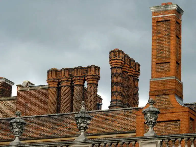 The Amazingly Decorative Chimneys of Hampton Court Palace - MBF